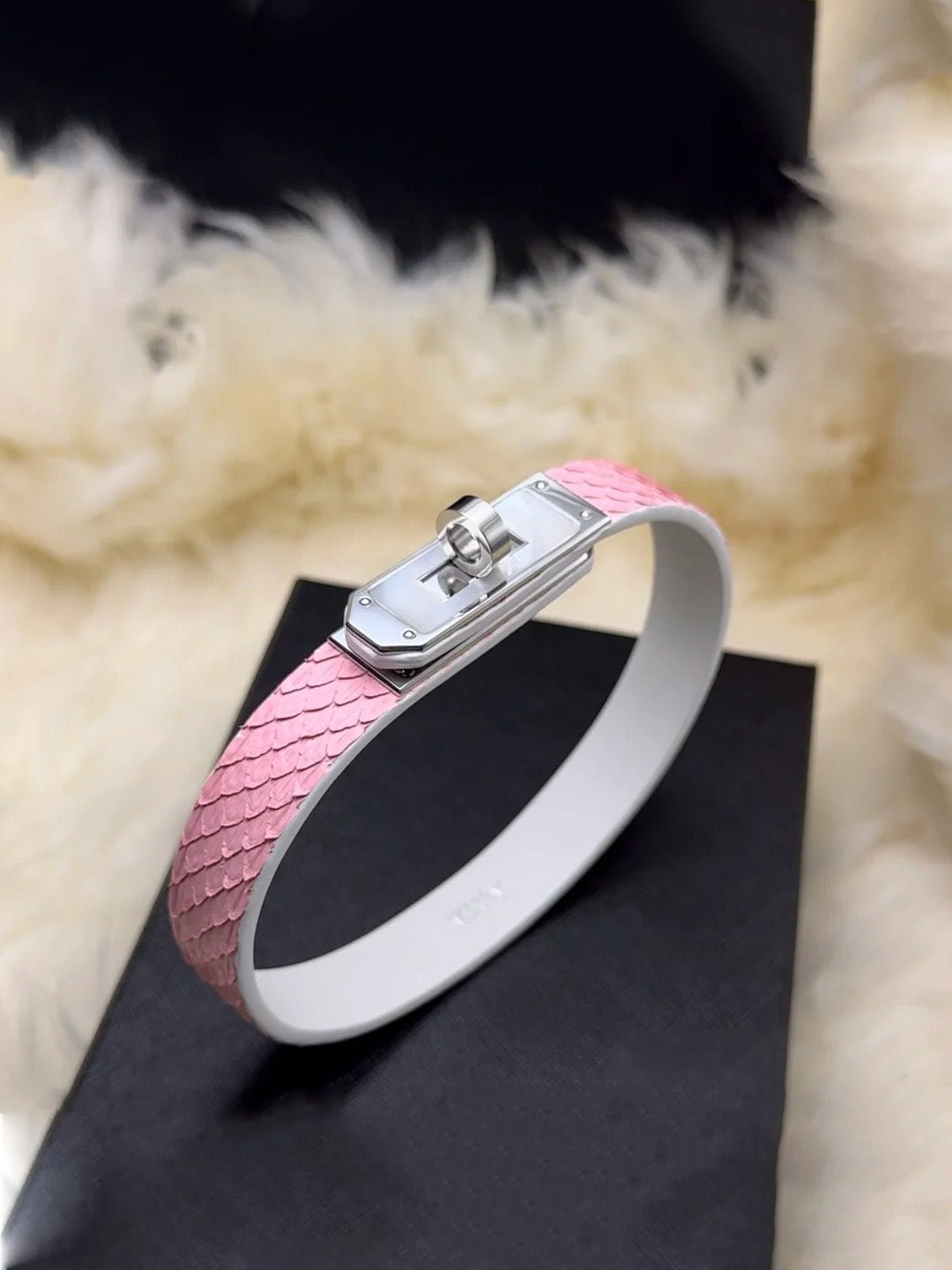 Locking Collar – Premium Leather & Day Collars for Women | HushCrafts ...