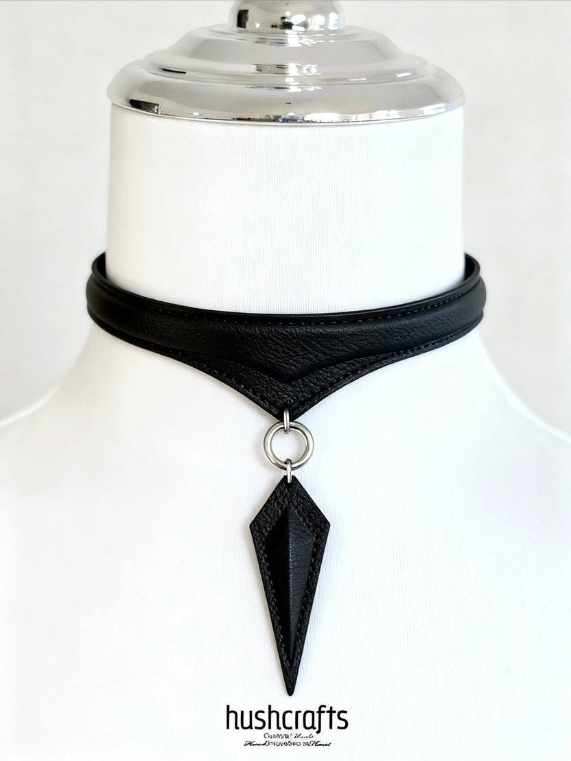 The Meaning and Style Behind the Choker: More Than Just a Fashion ...